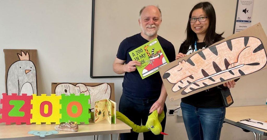 Old MacDonald Had a Zoo – on a tour of Barnet libraries – Jason Korsner